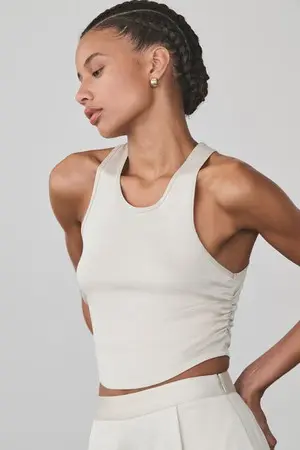 ARTEMIS DICIERO Poise Crop