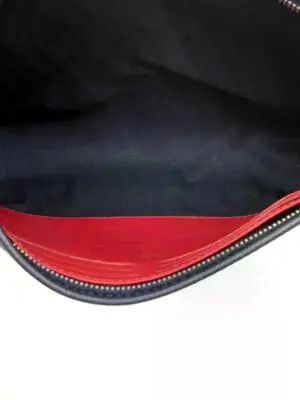 LOUIS VUITTON 2019 Taiga Pochette Voyage Mm Clutch Bag