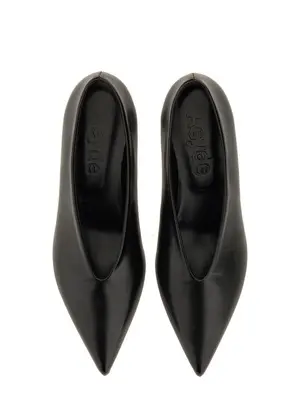AeydĒ Clara Pointed Toe Pumps - Black