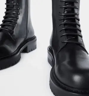 ANN DEMEULEMEESTER Round Toe Lace-up Boots