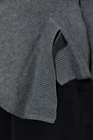 TOTEME Wool Sweater With Asymmetric Hem - Grey