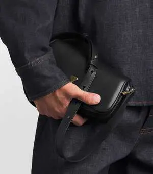AMI Paris Leather Paris Paris Shoulder Bag