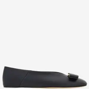 FERRAGAMO Vanna Leather Ballerina Flats - Black