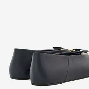 FERRAGAMO Vanna Leather Ballerina Flats