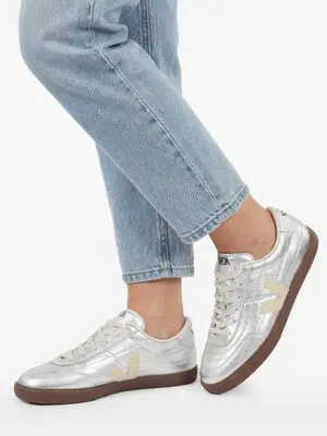 VEJA Panenka Sneakers