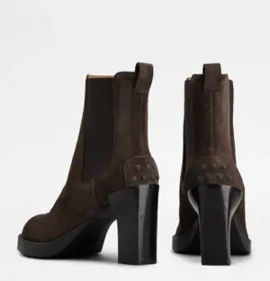 TOD'S Suede Chelsea Boots