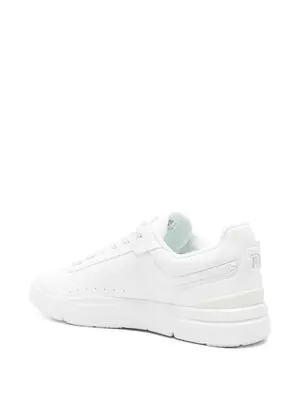 On The Roger Advantage Sneakers