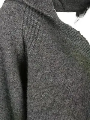 SA SU PHI Raglan-sleeve V-neck Sweater