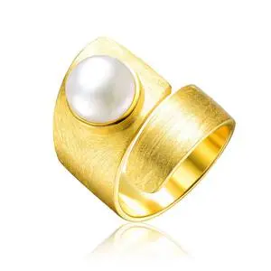 GENEVIVE Sterling Silver Plated With Genuine Freshwater Pearl Modern Bypass Ring - Gold