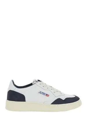 AUTRY Medalist Low Top Sneaker With Logo Patch - Blu