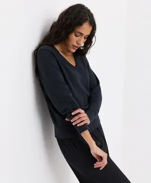 PACT Organic Cotton Essential V-neck Sweater - Midnight Blue Heather