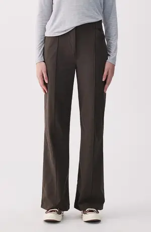 LOLE Momentum Travel Trousers Olive