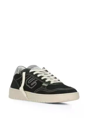 EVENU Logo-patch Panelled Sneakers