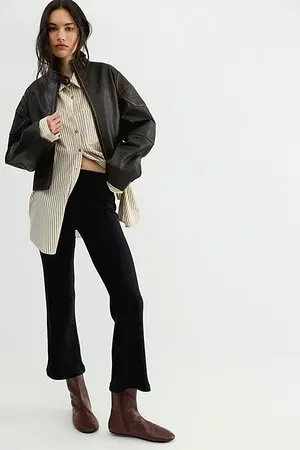 Donni. The Sweater Rib Kick Flare Pants - Jet