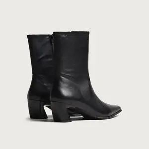 VAGABOND SHOEMAKERS Ilona Heel Boots