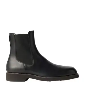 LEMAIRE Chelsea Ankle Boots In Shiny Vegetable-tanned Leather - Black