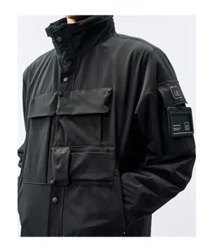 C.P. COMPANY Metropolis Series Micro-tek Hooded Jacket