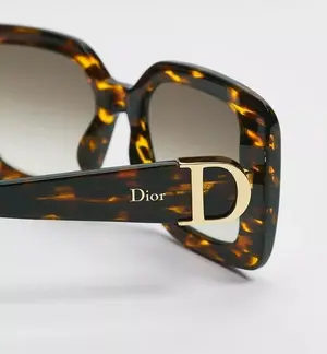 Dior Initialss2i