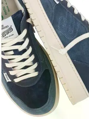 EVENU Logo-embroidered Panelled Sneakers