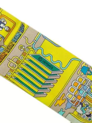 Hermès 1980-2000 La Maison Des Carres Twilly Silk Scarf Scarves
