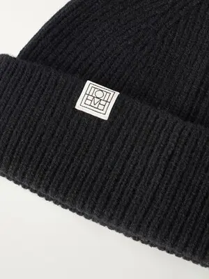 TOTEME Cashmere Ribbed Beanie