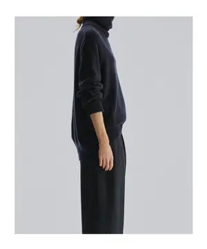 THE ROW Stepny Turtleneck