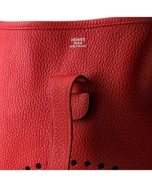 Hermès Gm Evelyne Bag Gen Iii Clemence - Red