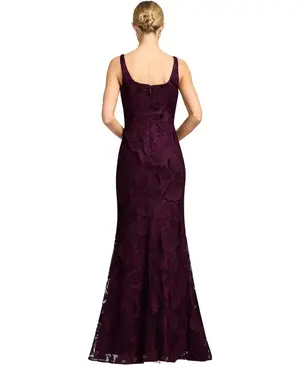 Dress The Population Lorena Embroidered Floral Mermaid Gown