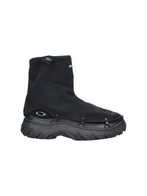 Oakley Pull-on Platform Boots
