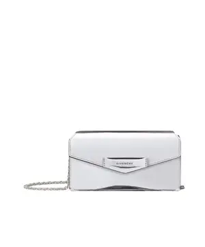 Givenchy Antigona Wallet On Chain In Mirror Leather - Light-silver