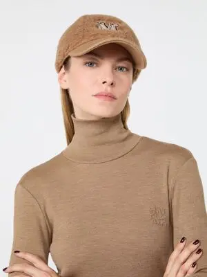 Max Mara And Silk Hat