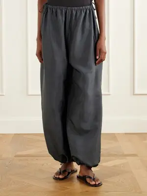 ST. AGNI Silk Balloon Trousers