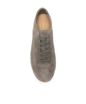 COMMON PROJECTS Lace-up Sneakers