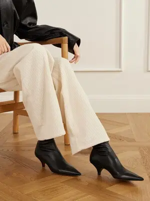 NEOUS Leather Ankle Boots