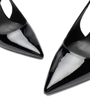 STUART WEITZMAN Power Cutout 85