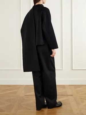 Arch4 Cape-effect Jacket