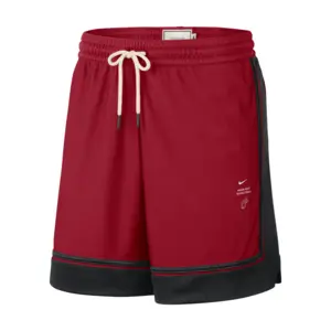 Nike Miami Heat Standard Issue 6" Basketball Shorts - Red