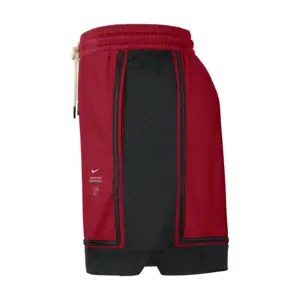 Nike Miami Heat Standard Issue 6" Basketball Shorts