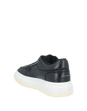 MAISON MARGIELA Low-top Casual Shoes
