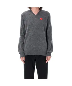 Play Comme Des Garcon Comme Des Garçons Play Heart Embroidered V-neck Jumper - Grey