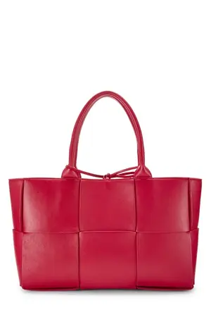 Bottega Veneta Maxi Intrecciato Arco Tote - Red