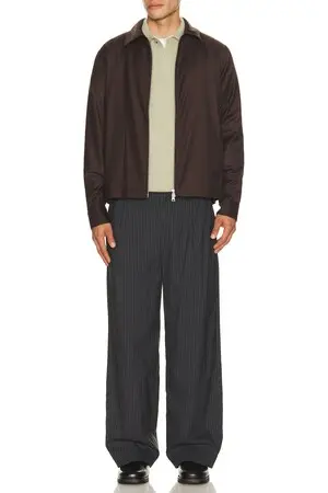 Nn07 Alban 10052 In Brown