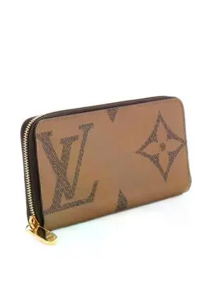LOUIS VUITTON Zippy Wallet Reverse Monogram Giant Small Wallets - Brown