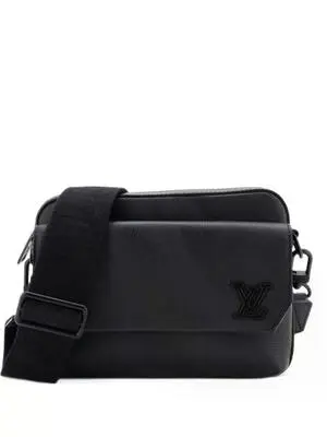 LOUIS VUITTON Fastline Messenger Bag Aerogram Leather Crossbody Bag - Black