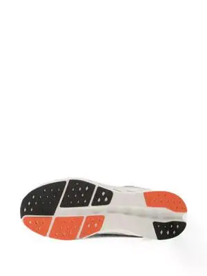 On Cloudsurfer 2 Sneakers