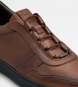 TOD'S Red Dot Sneakers In Leather - Brown