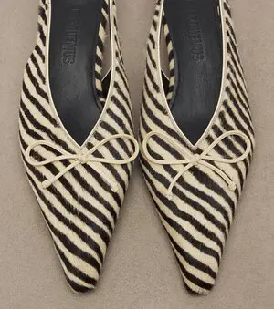 Jacquemus Cubisto Calf Hair Slingback Pumps - Beige