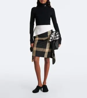 Loewe X Cosima Von Bonin Flamenco Medium Leather Clutch