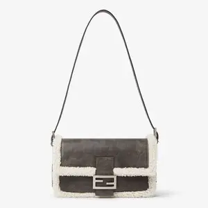 Fendi Baguette® 26424