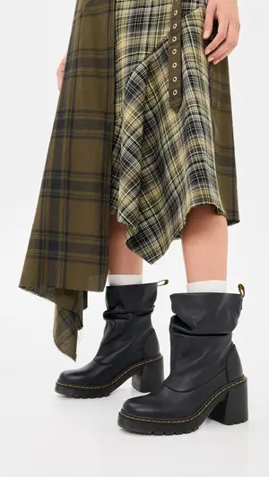 Dr. Martens Kasey Pull On Boots